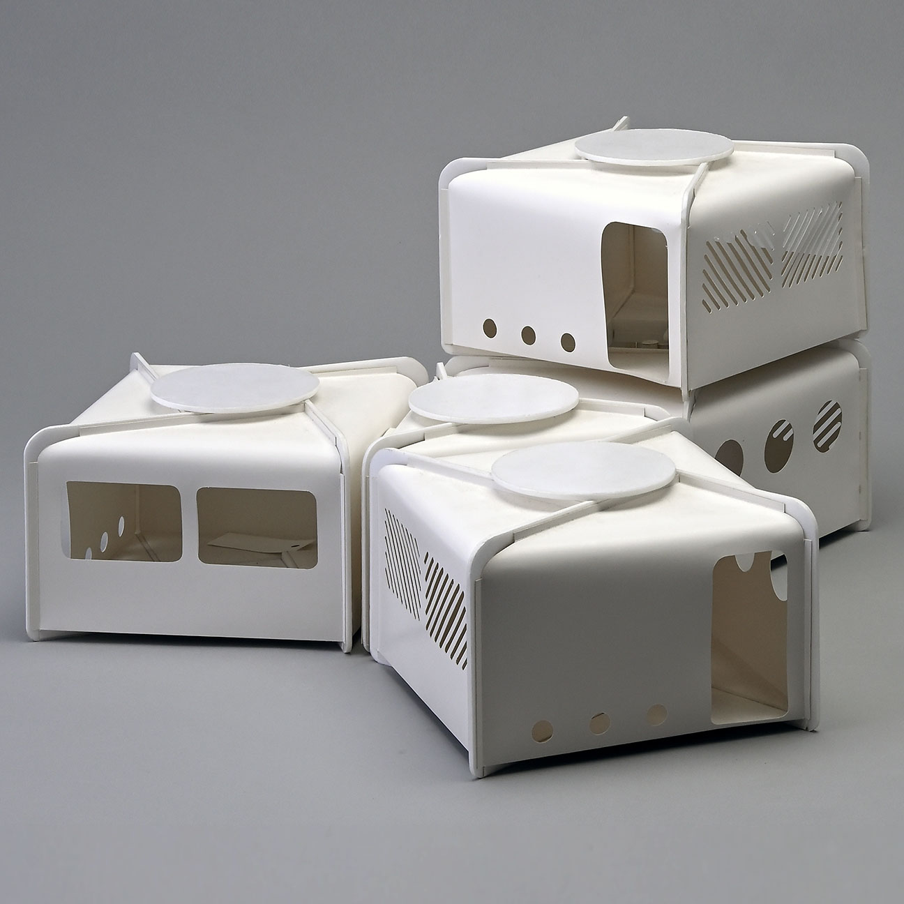 作品紹介「ユニットハウス スタディモデル」 – 柳宗理 ／YANAGI DESIGN ：柳工業デザイン研究会