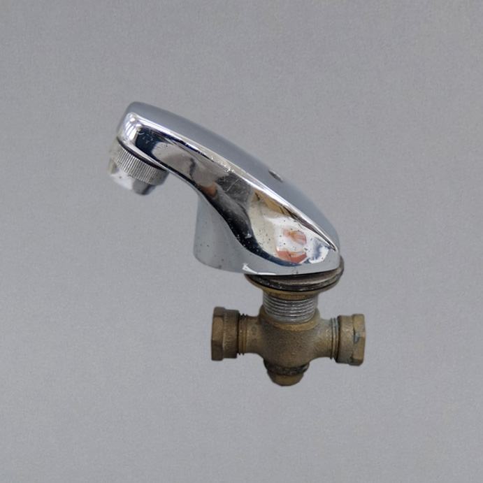 400053 – 柳宗理 ／YANAGI DESIGN ：柳工業デザイン研究会